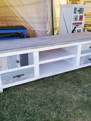 Rustic Grain Woodworks: Quality Handmade Furniture